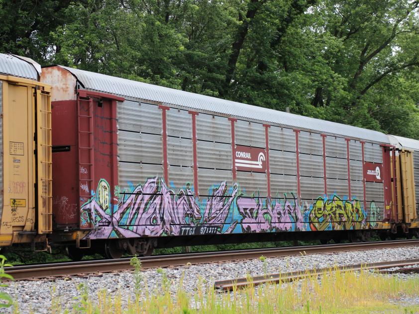 TTGX 971377-Rack class ML2L | Conrail Photo Archive